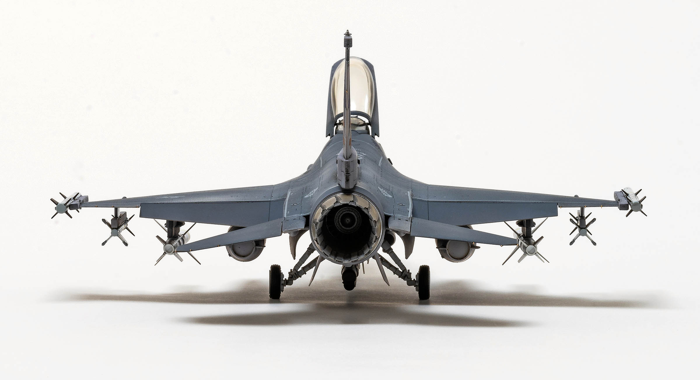 1/48 Tamiya F-16 Block 50 - The Display Case - ARC Discussion Forums